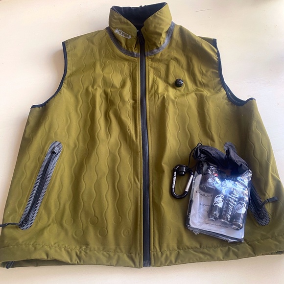 Klymit | Jackets & Coats | Klymit Vest With Heat Pack M | Poshmark